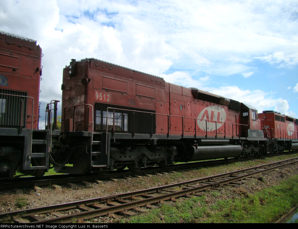 SD40-T2 9512